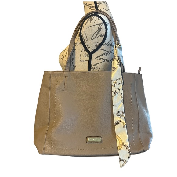 London Fog | Bags | London Fog Faux Pebble Stone Shoulder Bag Tote Nwt ...